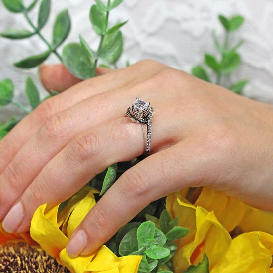 Barkev's Split Bypass Black & White Diamond Engagement Ring - 8074LBK ...